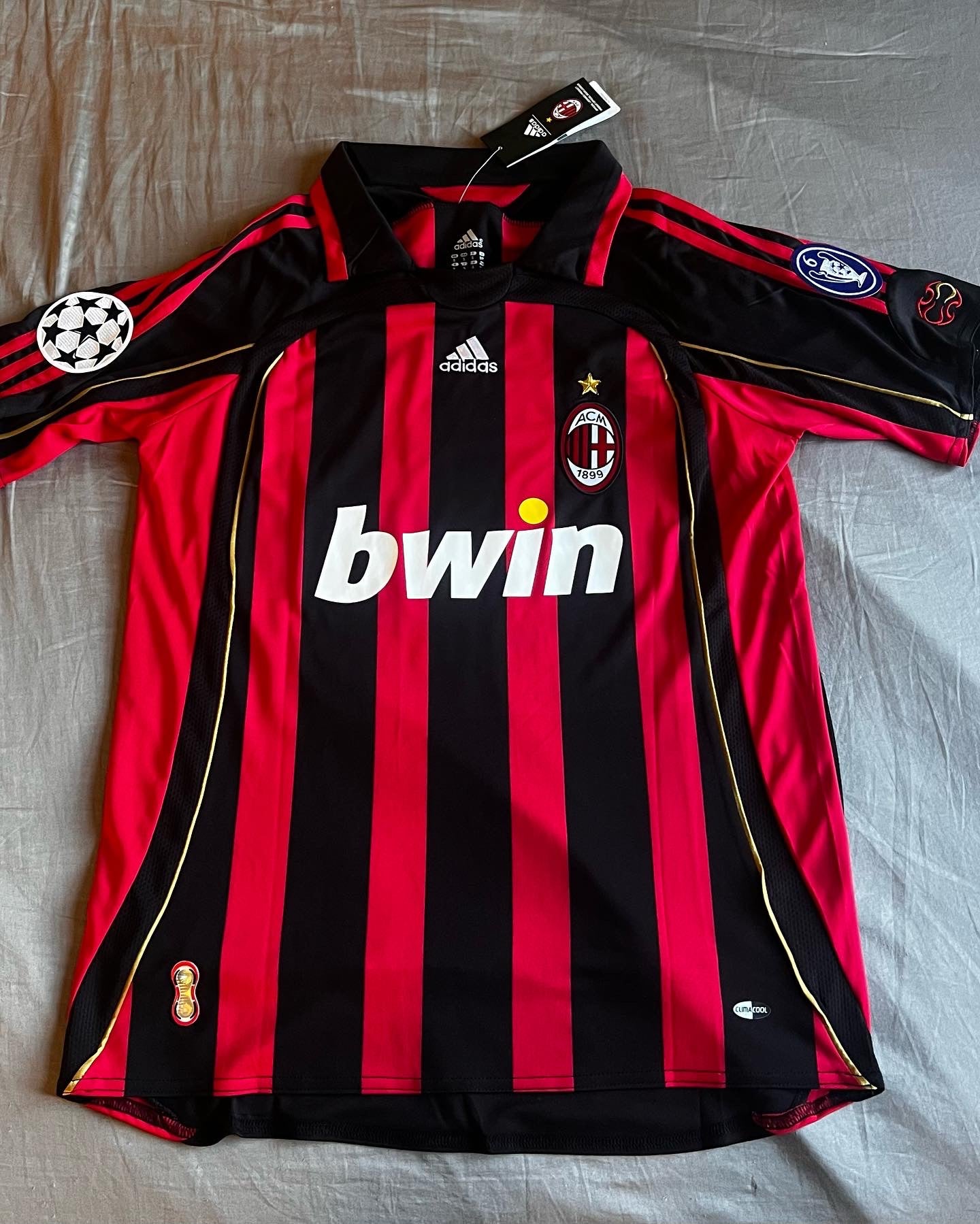 AC Milan 06/07 Home jersey – RiqsRetroKits